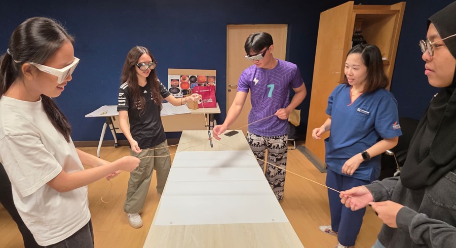 Nurturing Career Readiness and Sustainability Awareness: Year 1 Optometry Students Embark on ...