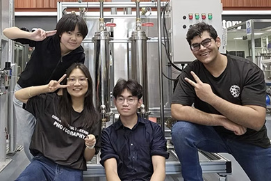 Empowering education: Integrating digitalisation in practical Chemical ...